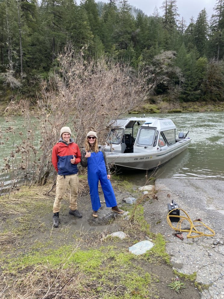 SMC Field Managers maintain Rogue River Trail Marial to Foster Bar ...